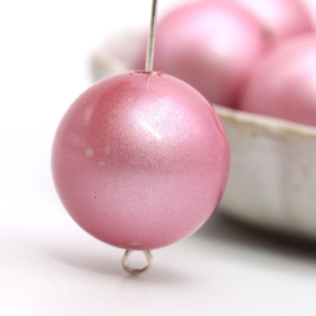Vintage Lucite Bead 22mm Chunky Round Pink Pearl Plastic Pearly Rose ...