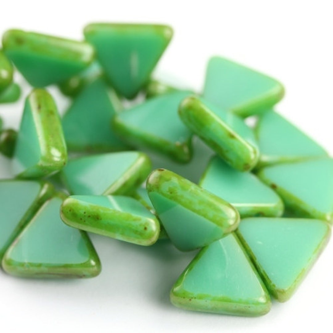 Tschechisches Glas Polierte Dreiecke Tropfen 12mm Milky Green - Etsy.de