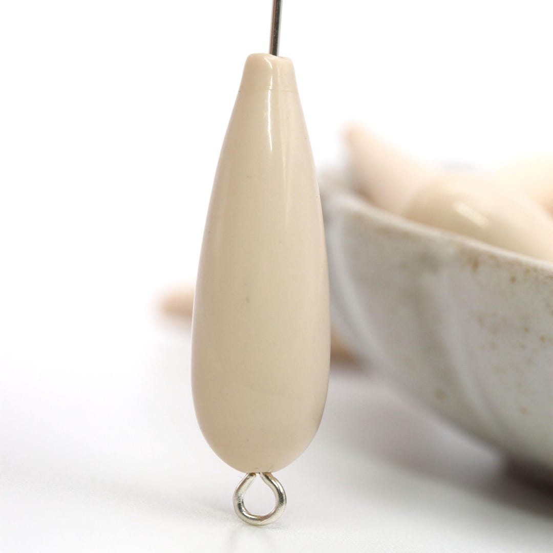 Vintage Lucite Beads Opaque Beige Drop 30mm Long Tear Drop Cream (6 ...