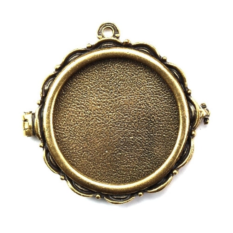 Nunn Designs Scalloped Locket Glass Window Antiqued Gold 39mm - Etsy