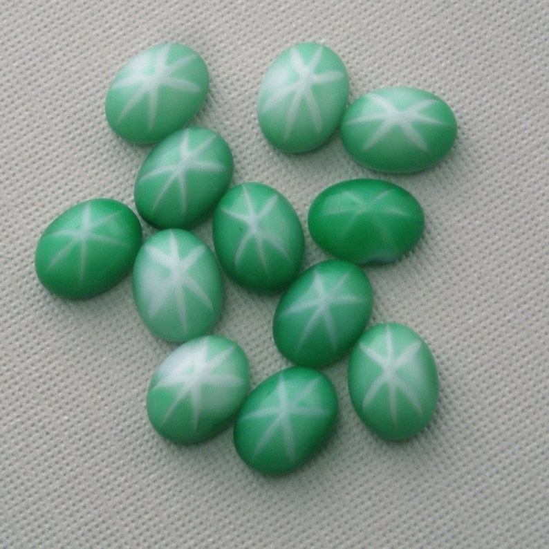 Vintage Glass Star Cabochons Oval Green 8x6mm West German (8) VGC062 - Etsy