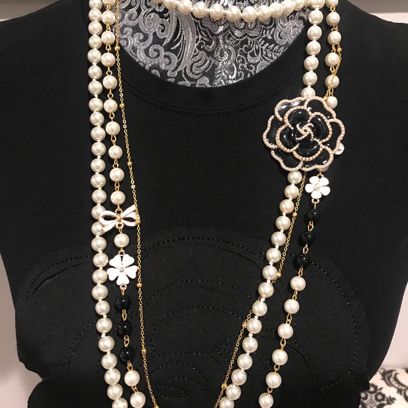 Channel Necklace Pearls - Etsy UK