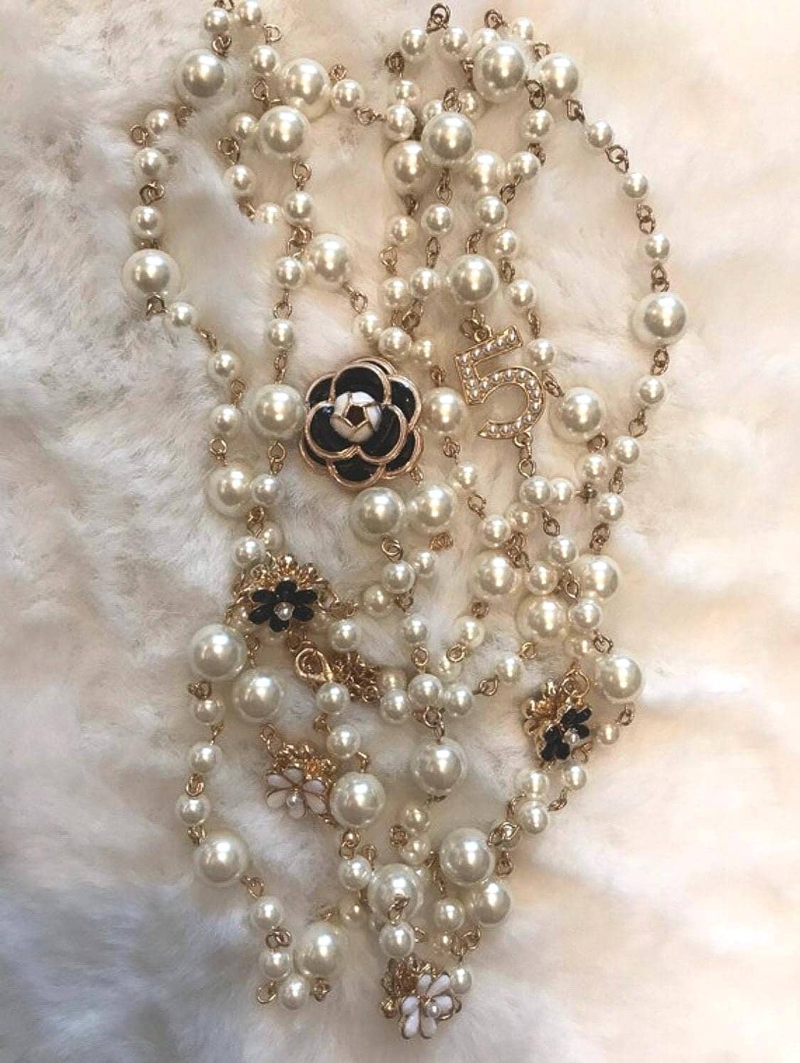 Charm bracelet chanel - Etsy 日本 Charm bracelet chanel - Etsy 日本