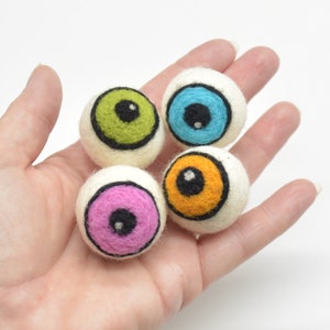 8 Assorted Felt Eye Balls - Halloween - 3cm - 2 per Colour - Etsy
