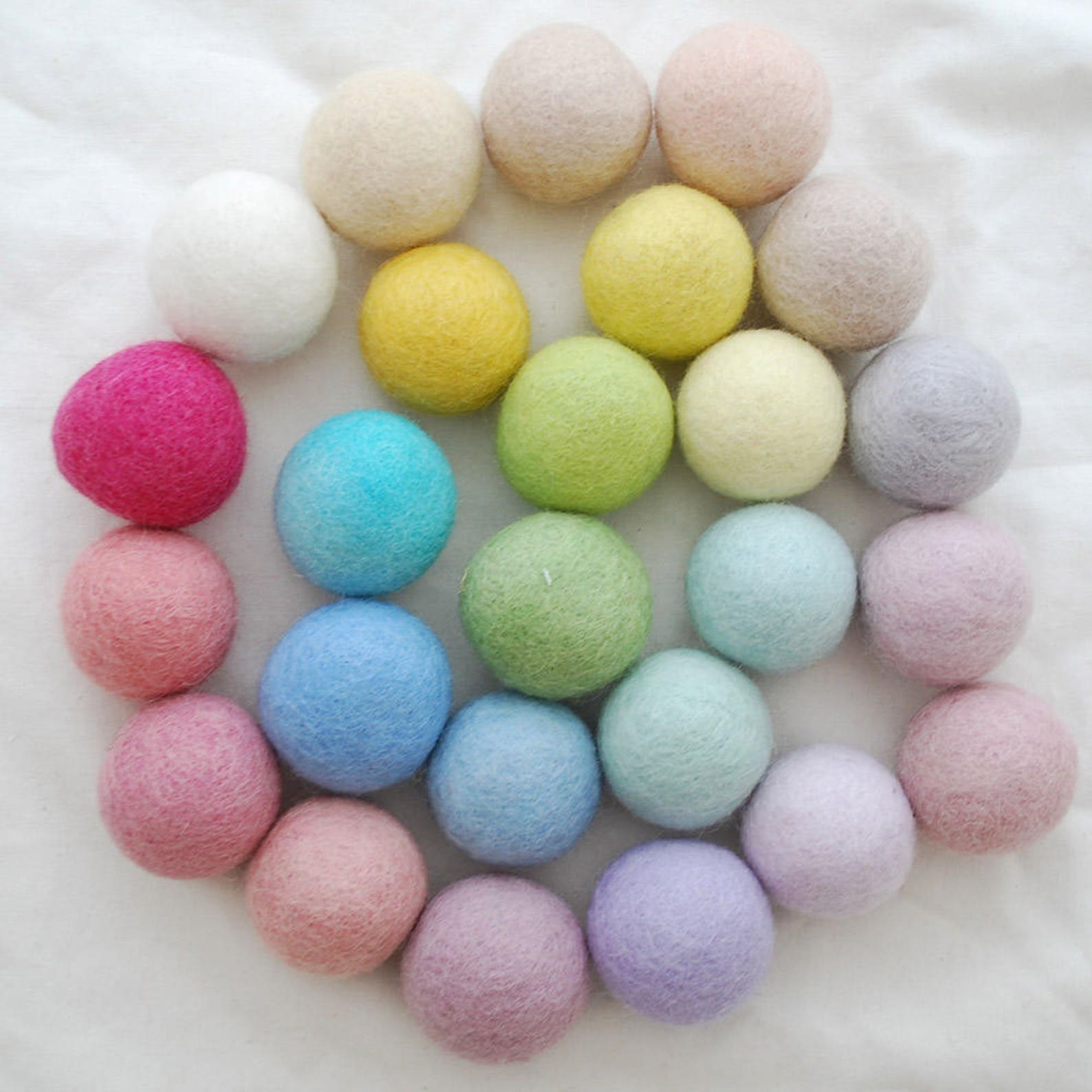100% Wool Felt Balls Approx 4cm 25 Count Assorted Light - Etsy