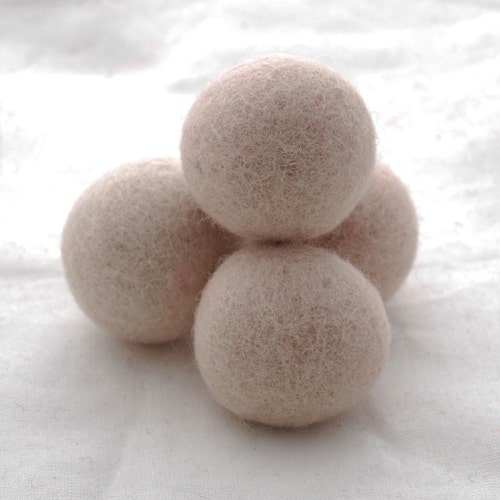 4cm Felt Balls 5 Count Green Flash - Etsy
