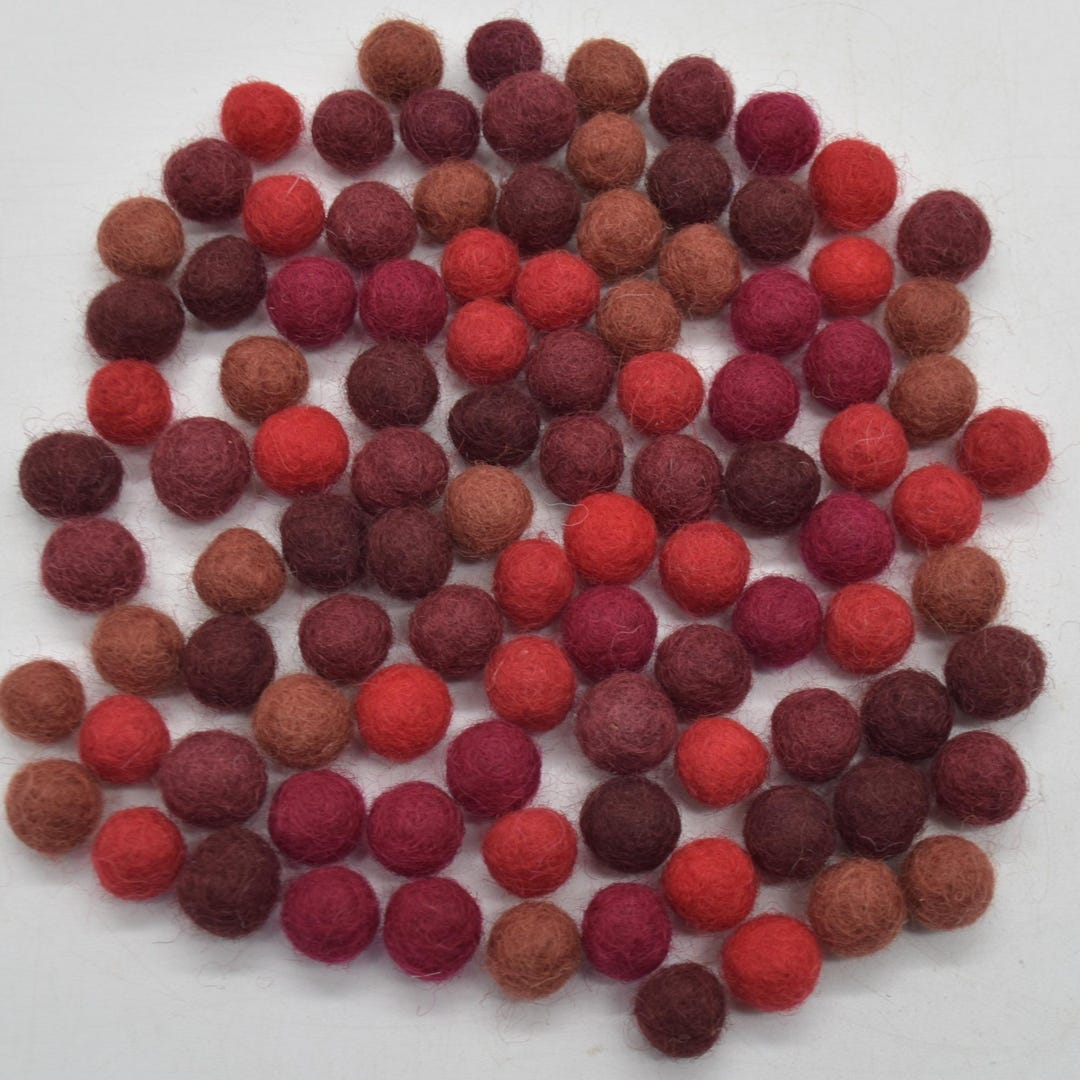 1cm / 10mm - 100% Wool Felt Balls - 100 Count - Assorted Red Color ...