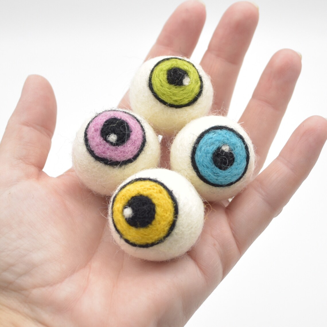 8 Assorted Felt Eye Balls Halloween 3cm 2 per Colour - Etsy