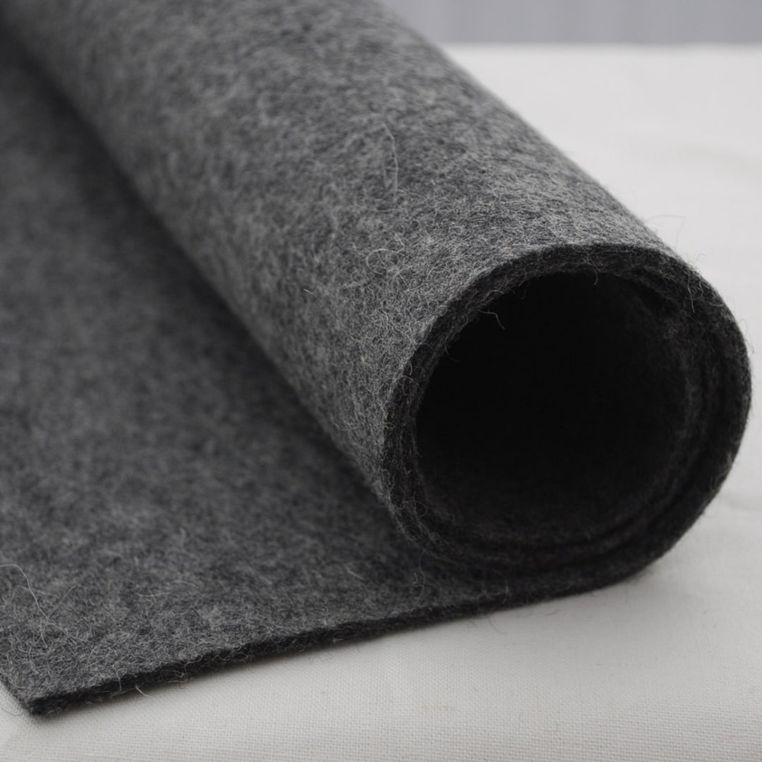 3mm 100% Pure Wool Felt Fabric - 1 Yard X 1/2 Yard (36" X 18 ...
