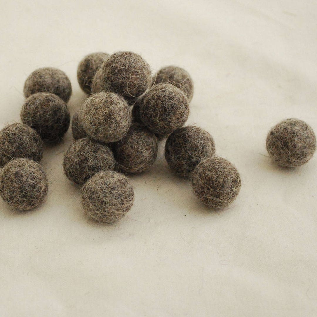 10 Felt Balls 3cm Light Brown Mix - Etsy