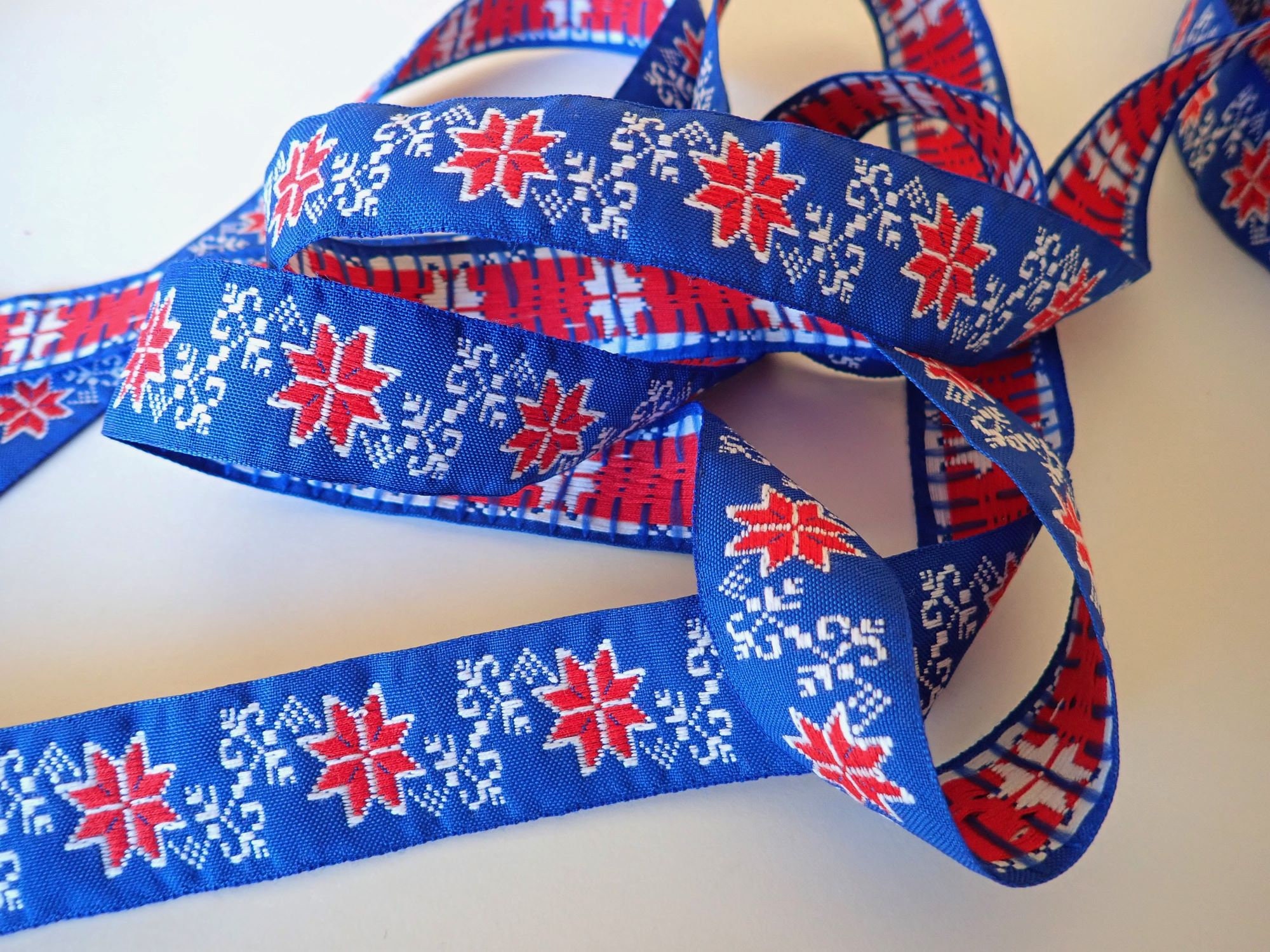 SCANDINAVIAN SNOWFLAKES Jacquard Trim in Red White on Royal - Etsy