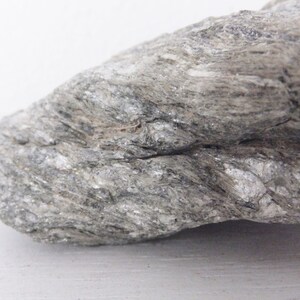 Natural Mica Stone Natural Silvery Glitter Natural Boho Decor Gift for ...