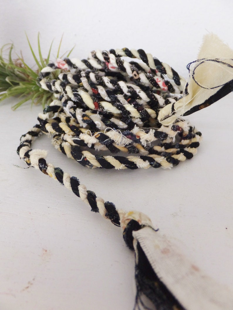 Black & White Garland Rustic Rope Decor Christmas Tree - Etsy