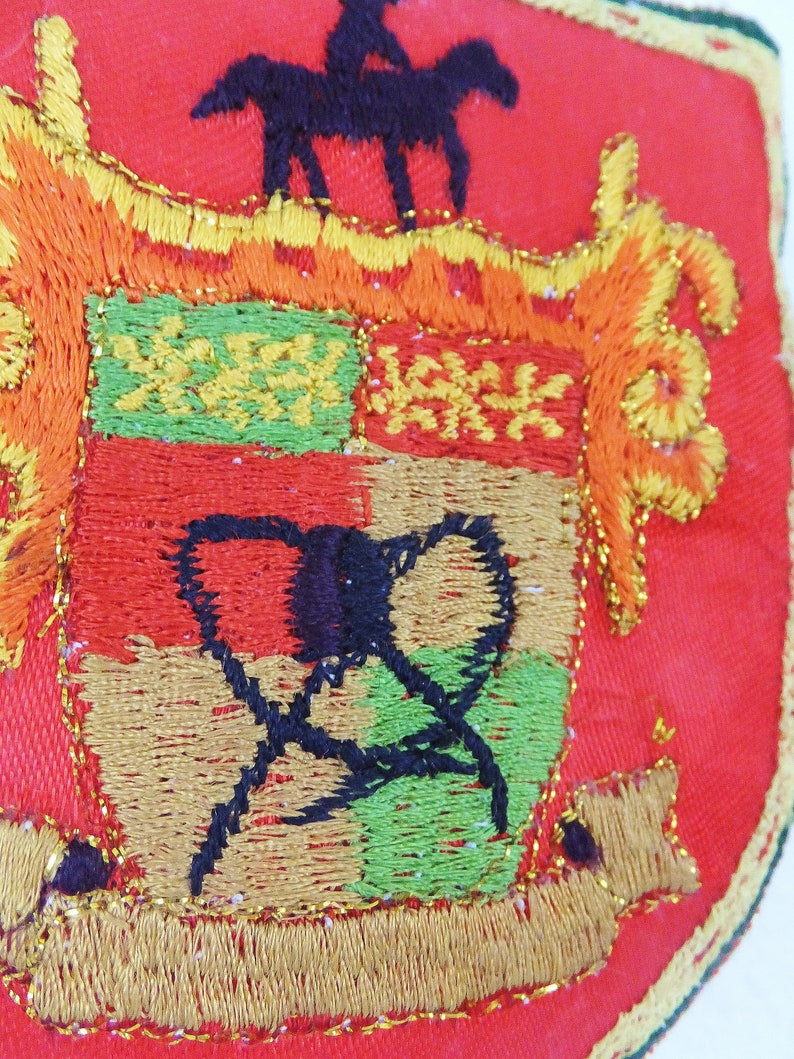 Vintage Embroidered Fabric Medal Emblem Crest Ornament Vintage - Etsy