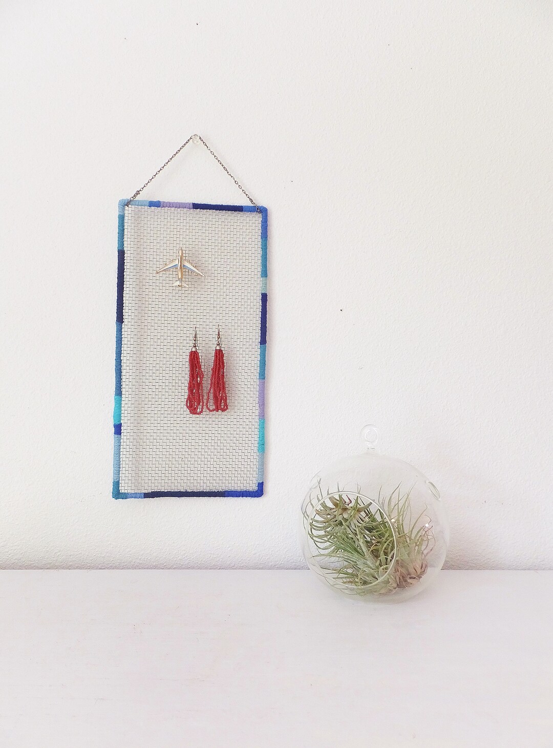 Hanging Mesh Earring Holder Wire Mesh & Blue Border Boho Jewelry Holder ...