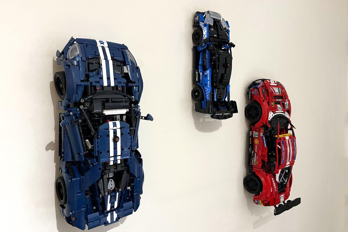 Wall Mount Bracket for LEGO Technic Ford GT (set 42154) - 3D Printed ...