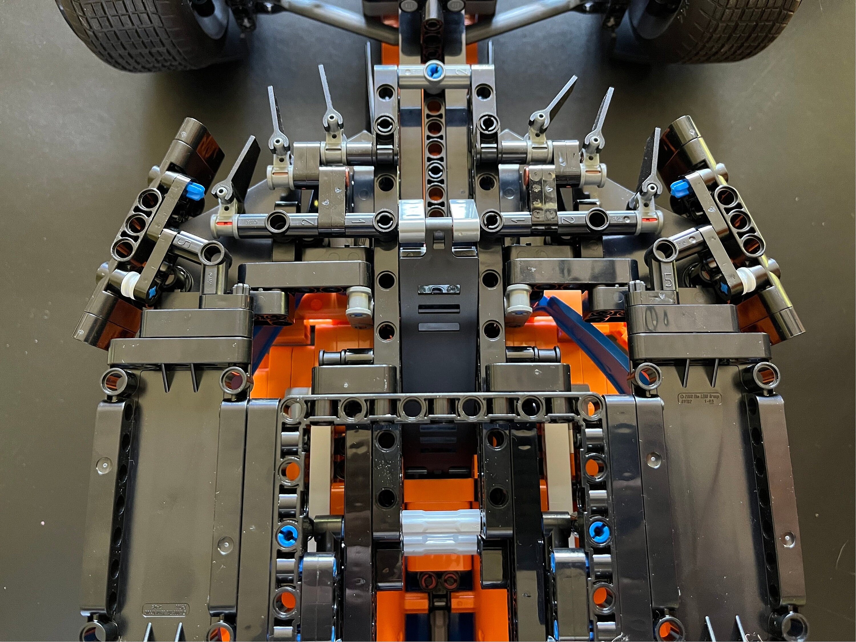 Wall Mount Bracket vertical for LEGO Technic Mclaren Formula 1 2022 set ...