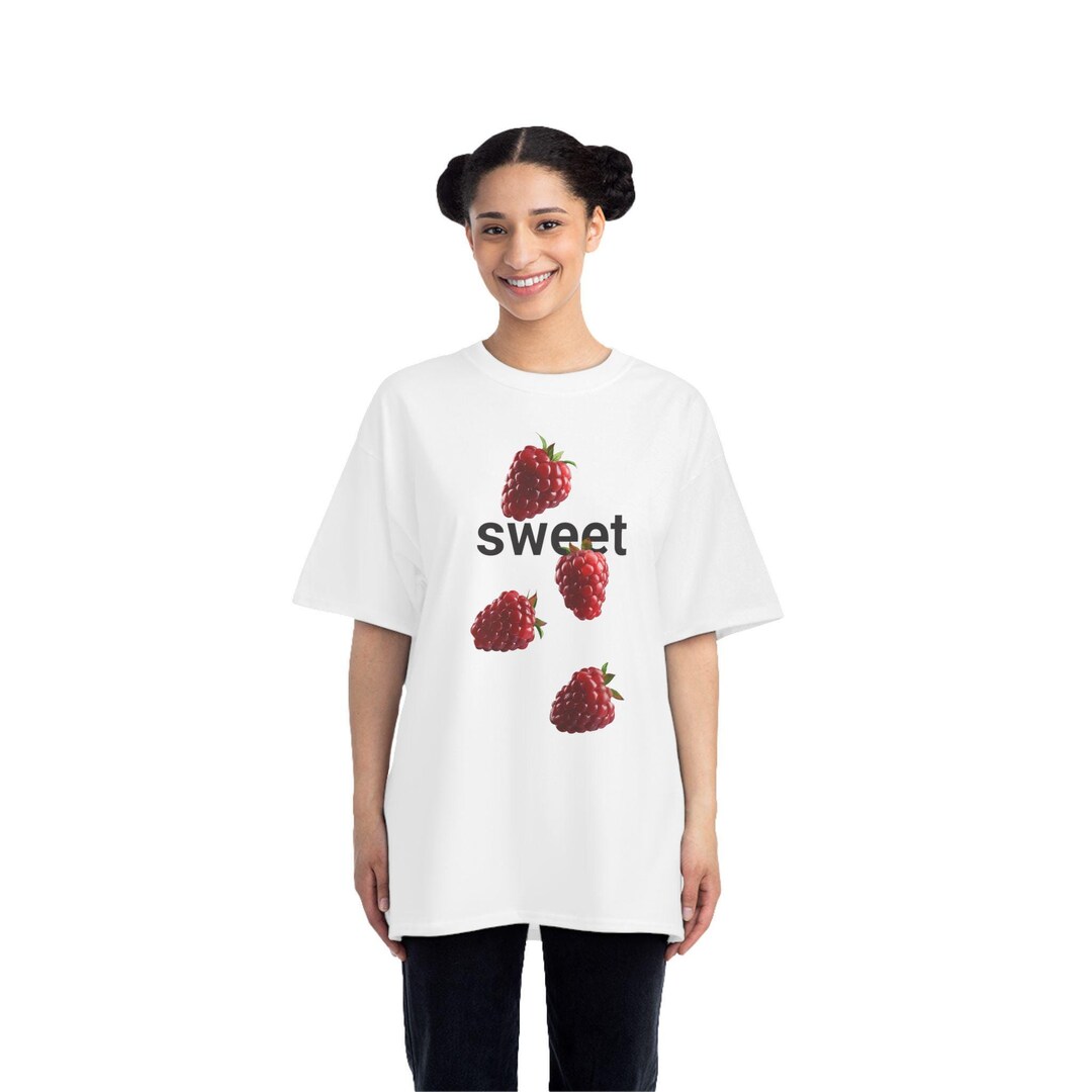 Sweet Raspberries Oversized Tee, Modern Minimalist T-shirt, Vintage 90s ...