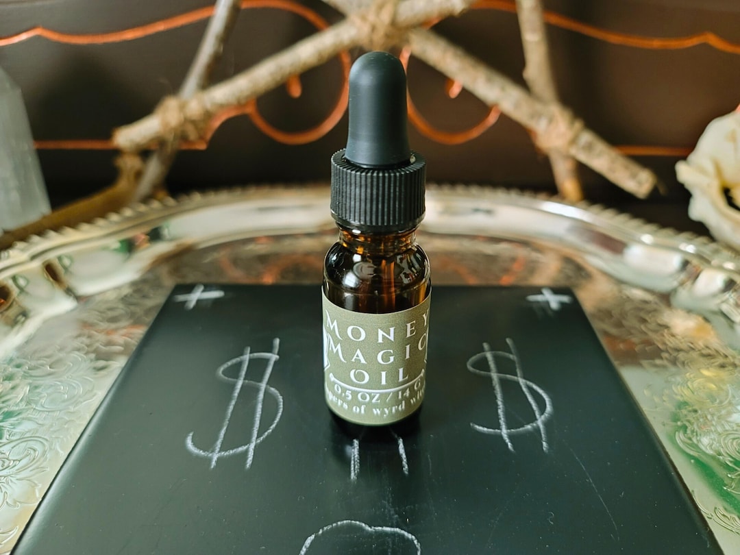 Money Magic Oil | Money Oil | Condition Oil - Etsy