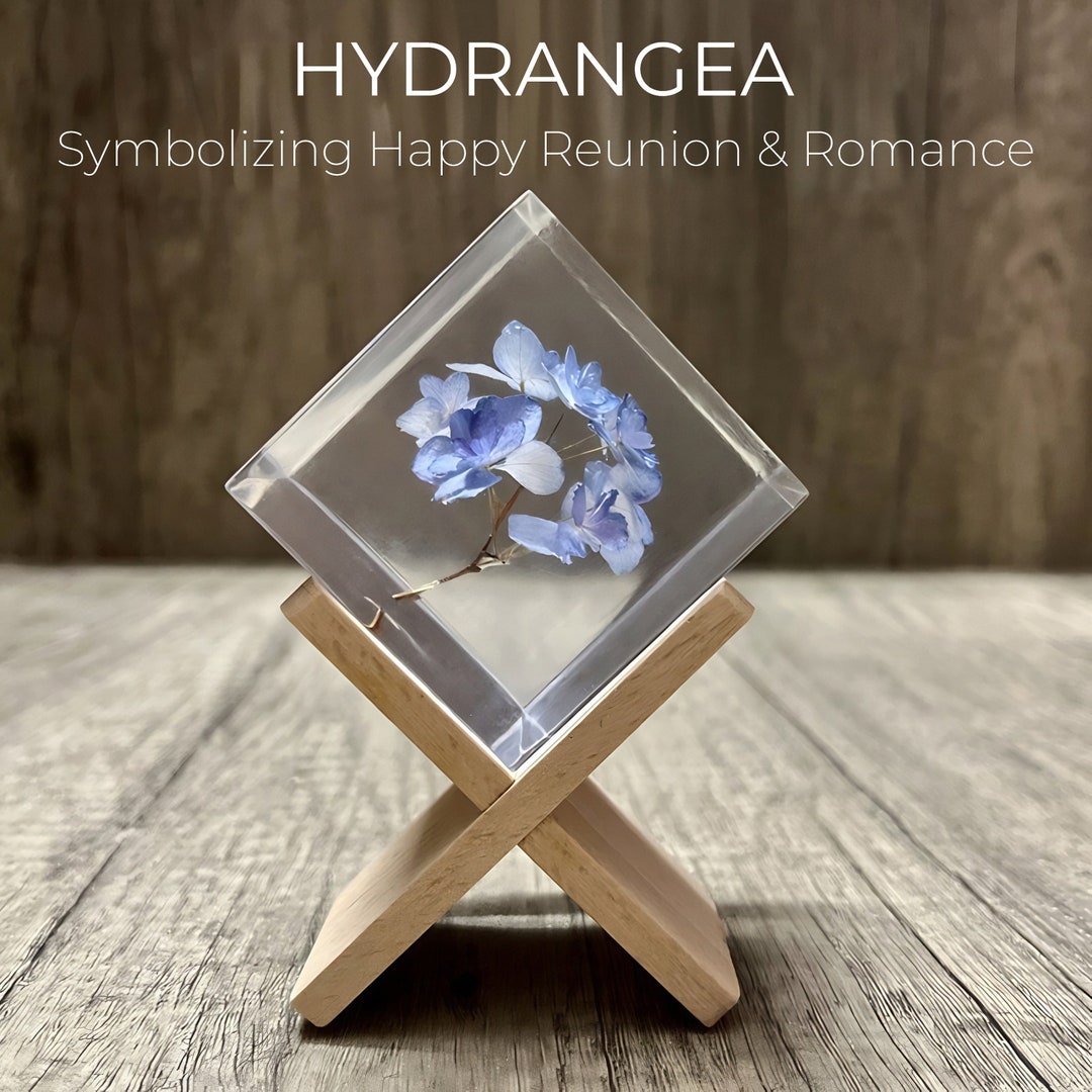 Hydrangea Flower Epoxy Resin Cube - Girlfriend Valentine Home Decor Art ...