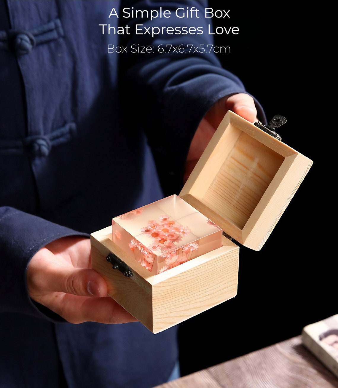 Red Daisy Flower Epoxy Resin Cube - Meaningful Girlfriend Home Decor ...