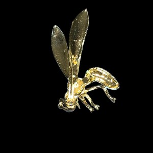 Vintage Wasp Brooch, Green Wasp Pin, Insect Jewelry - Etsy