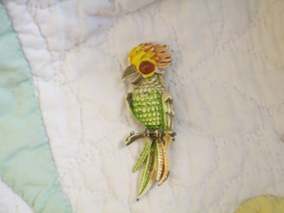 Mid Century Yellow Parrot Pin, Bird Pin, Parakeet Bir… - Gem
