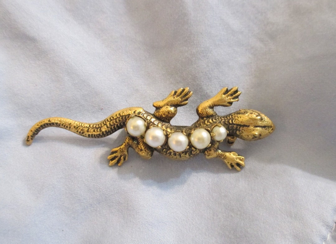 Vintage Gold Tone Salamander Pin, Amphibian, Faux Pearl Gecko, Croc ...