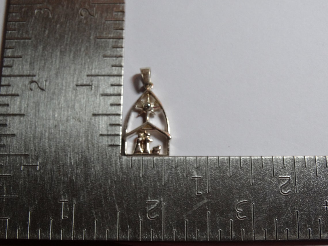 Sterling Silver Nativity Pendant SU Silver Christmas - Etsy