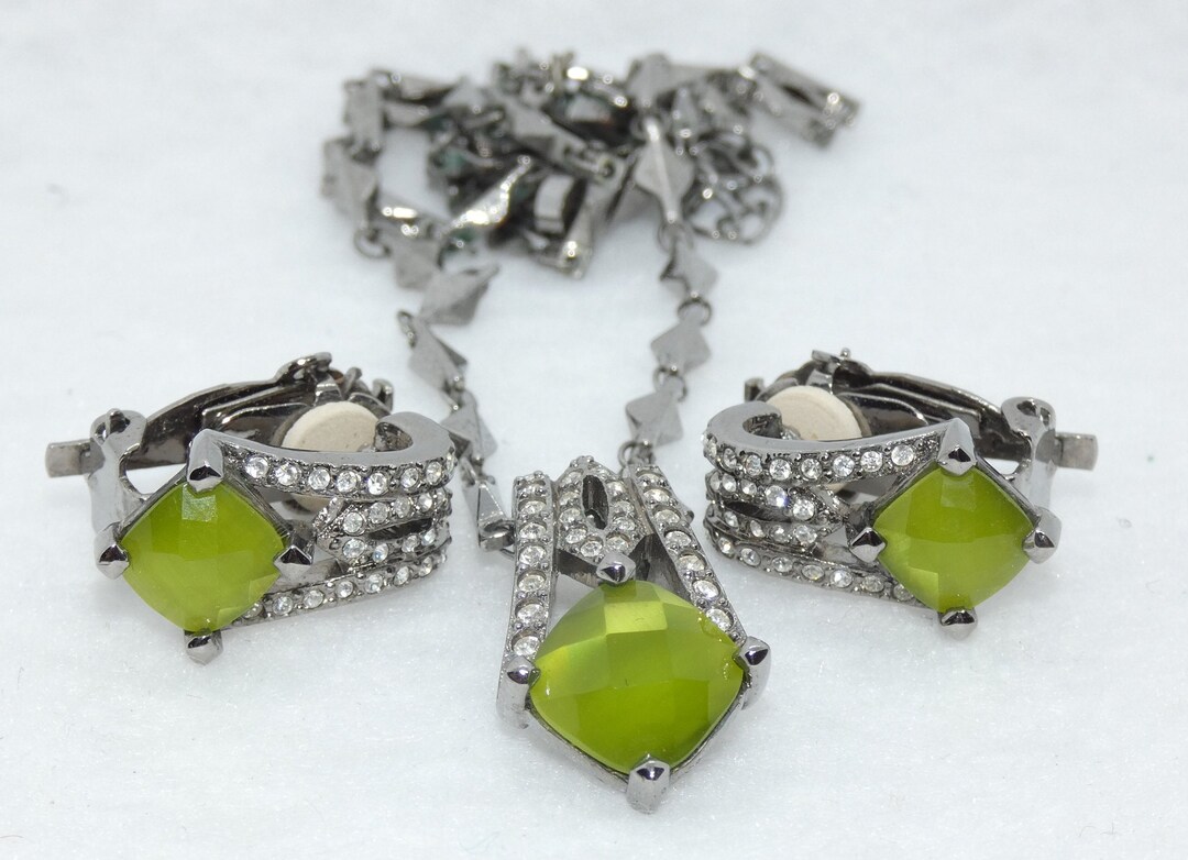 Vintage Signed "Butler" Necklace and Clip Earring Set, Green Stone ...