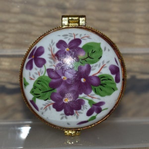 Vintage Purple Violet Porcelain Pill Box Violet Flower Trinket Jewelry ...