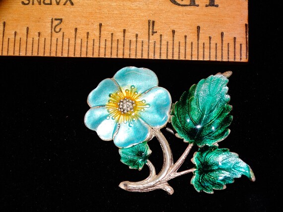 Vintage Blue Enamel Flower Pin, Baby Blue, Dainty Flo… - Gem