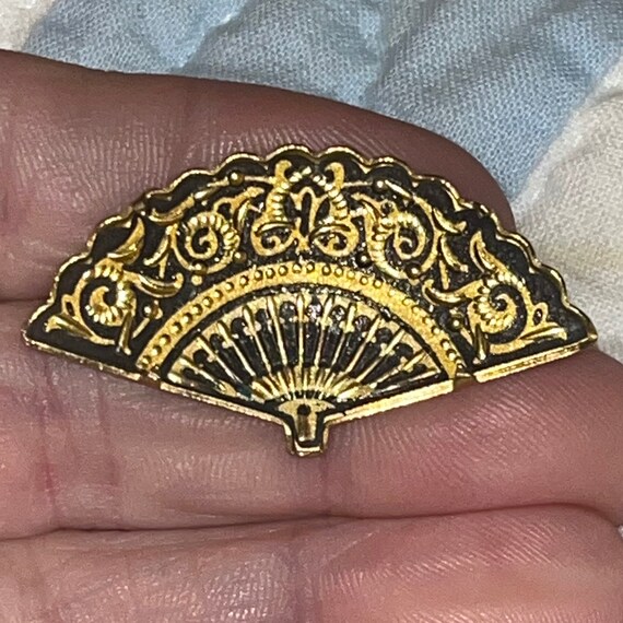 Vintage Damascene Dainty Spanish Fan Brooch - Gem