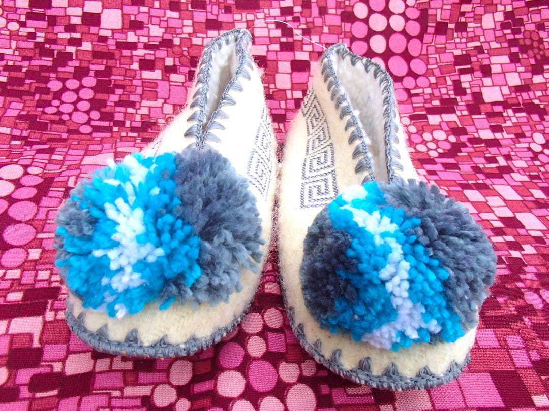 34 - Kids Greek Slippers With Pompom (size 34 / UK2 ) - Etsy