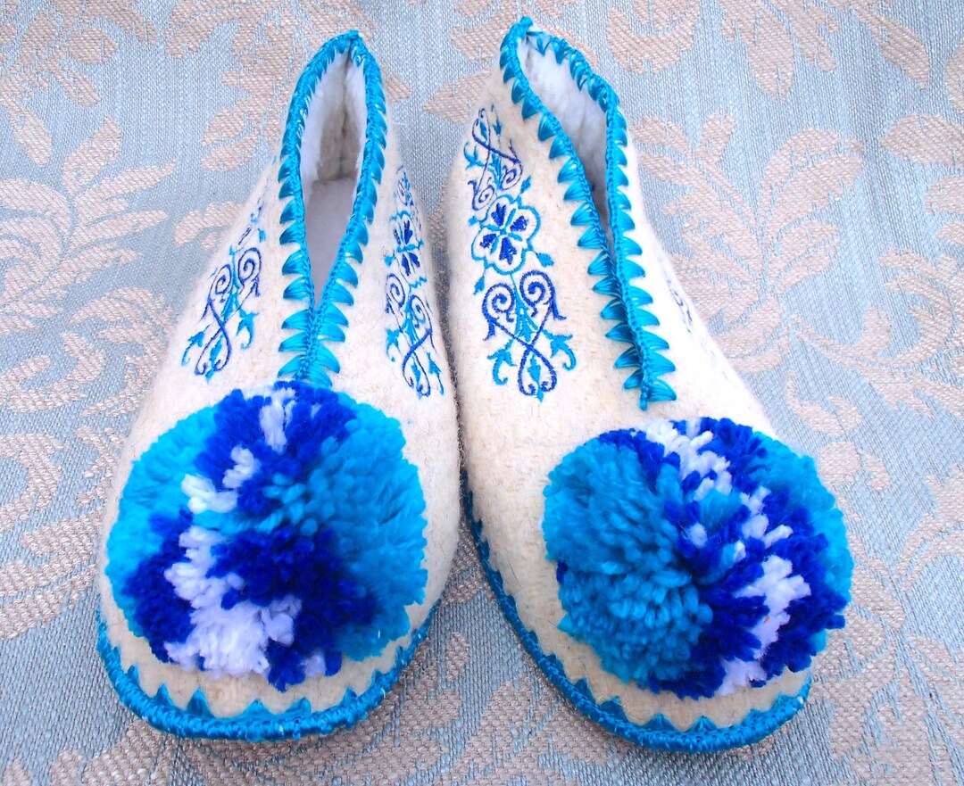 41 - Original Greek Slippers (size 41) - Etsy
