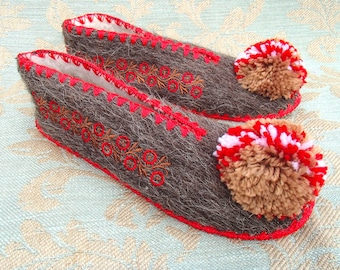 Traditional Greek Slippers / Size 40 - Etsy