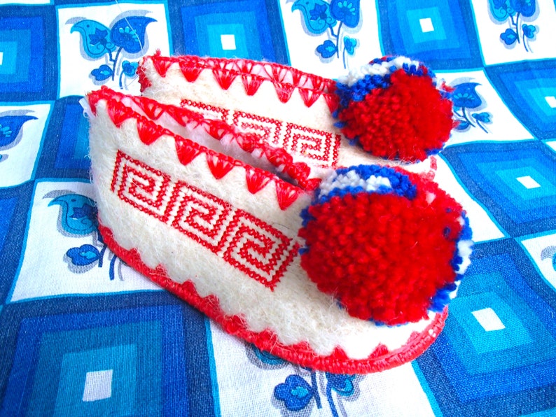Kids Greek Slippers Size 20 / Wool / Leather / Pompom - Etsy