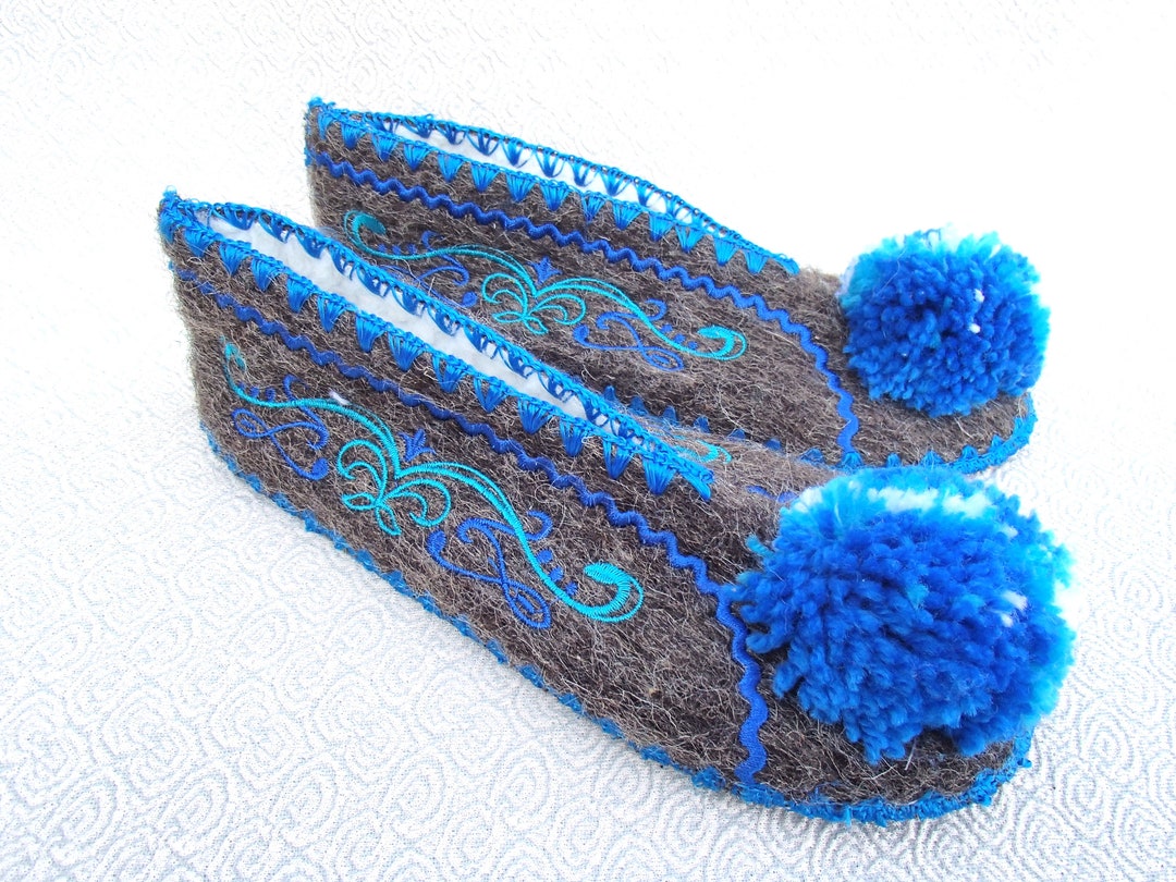 Traditional Greek Slippers / Size 40 - Etsy