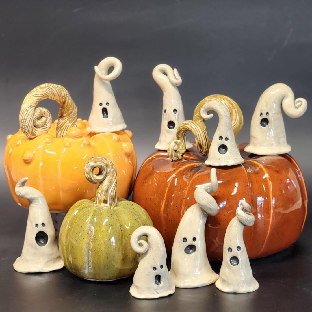 Hand Made Ceramic Clay Small Ghost Figurine for Halloween Halloween ...
