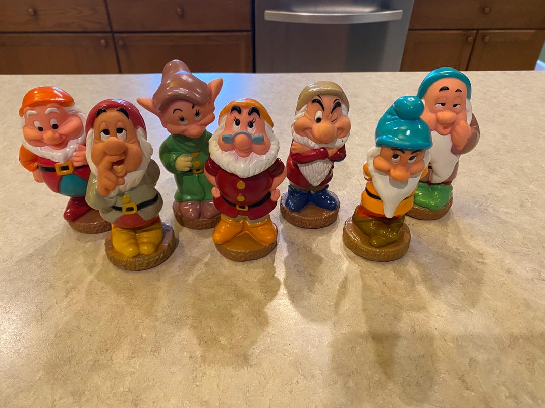 Vintage Disney 7 Dwarfs, Great Condition, Please See Pictures. - Etsy