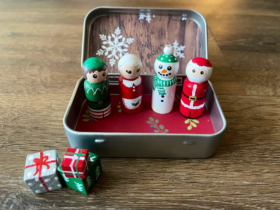 Christmas Peg Doll Play Set in Themed Tin Santa Mrs Claus Snowman ...