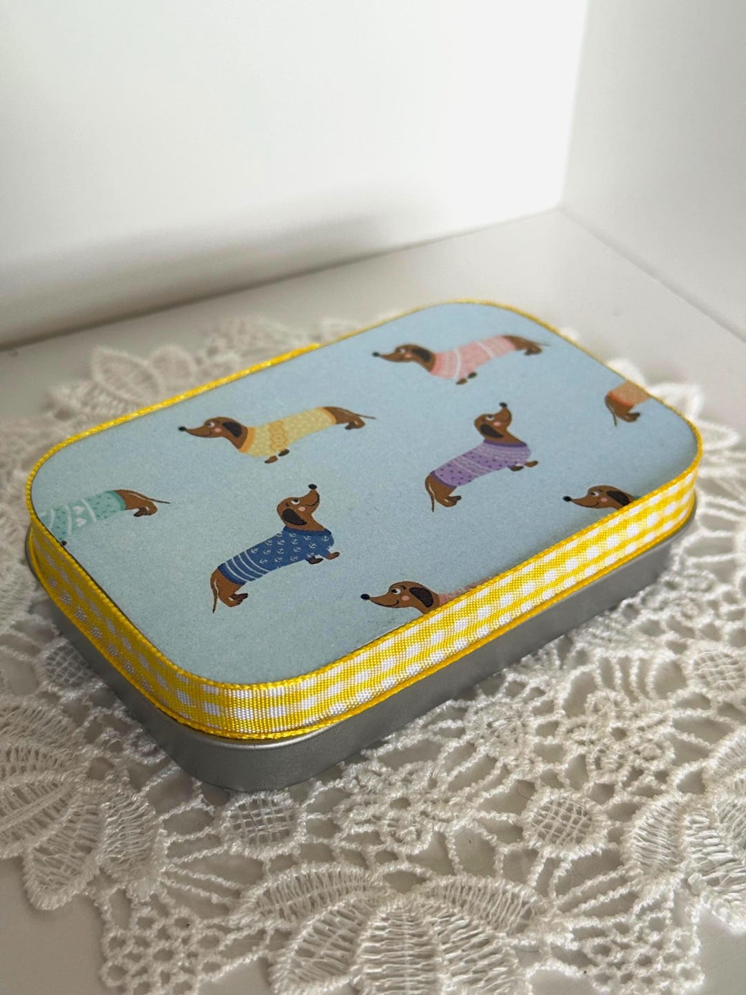 Dachshund Dog Design Storage Tin Wallet | Purse Organizer | Travel Case ...