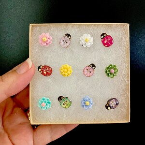 Ladybugs and Flowers Push Pins | Decorative Nature Thumbtacks ...