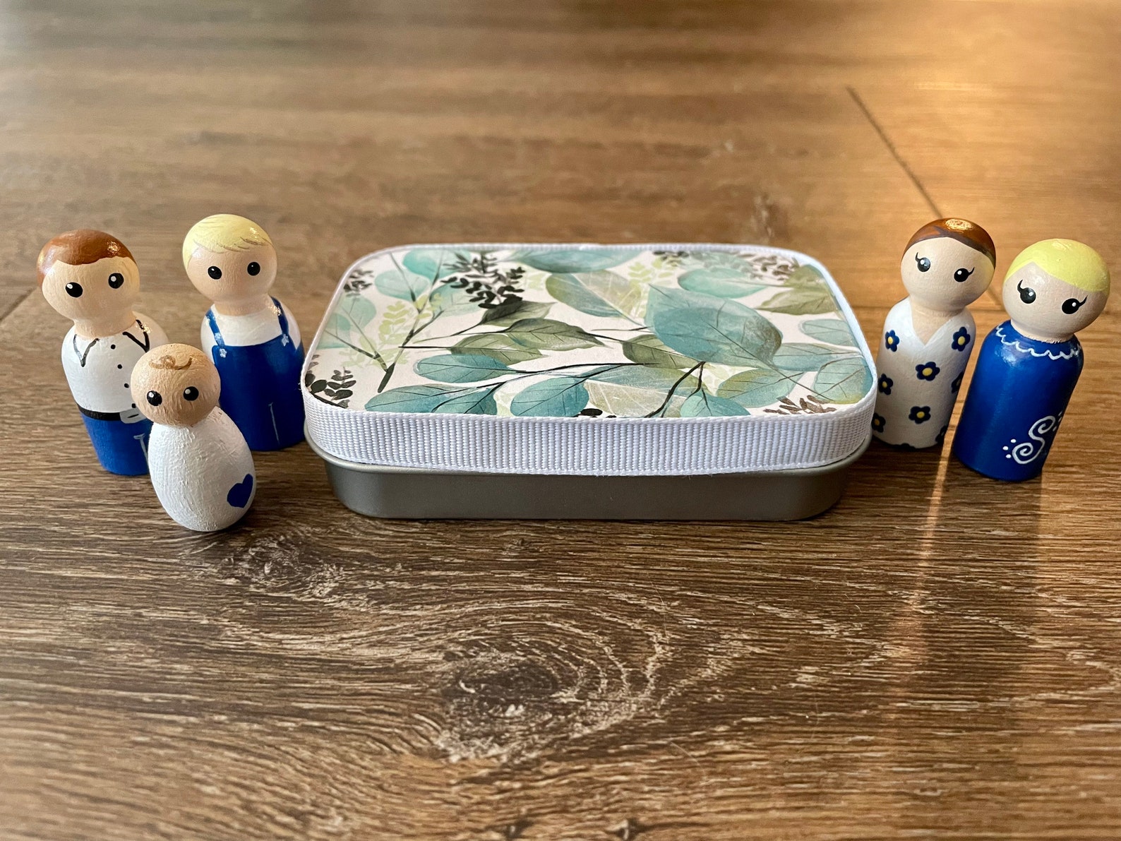 Sweet Family Peg People Dolls House Pretend Play Set in Themed - Etsy