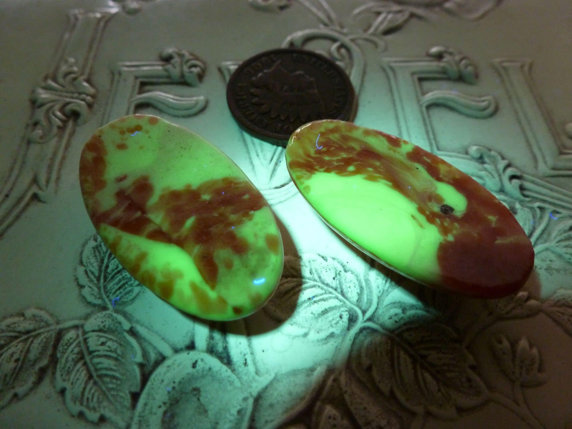 1 Mottled Peach Orange Glass Subtle UV Domed 31 X17 X 6mm Thick Cabs ...