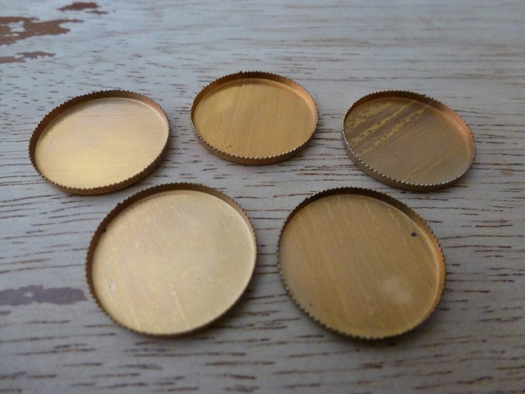 Vintage Bezels, 1950s Round Brass Shallow Sawtooth Cameo or Cabochon ...