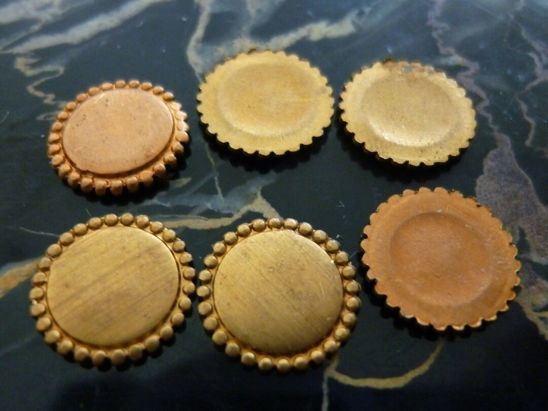 Vintage Round Medallions, 1950s Small Cabochon or Stone Settings ...