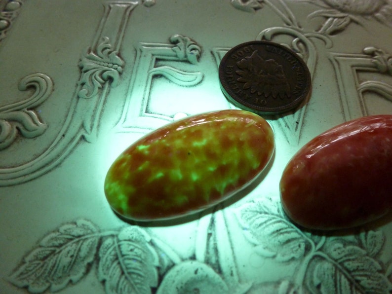 1 Mottled Peach Orange Glass Subtle UV Domed 31 X17 X 6mm Thick Cabs ...