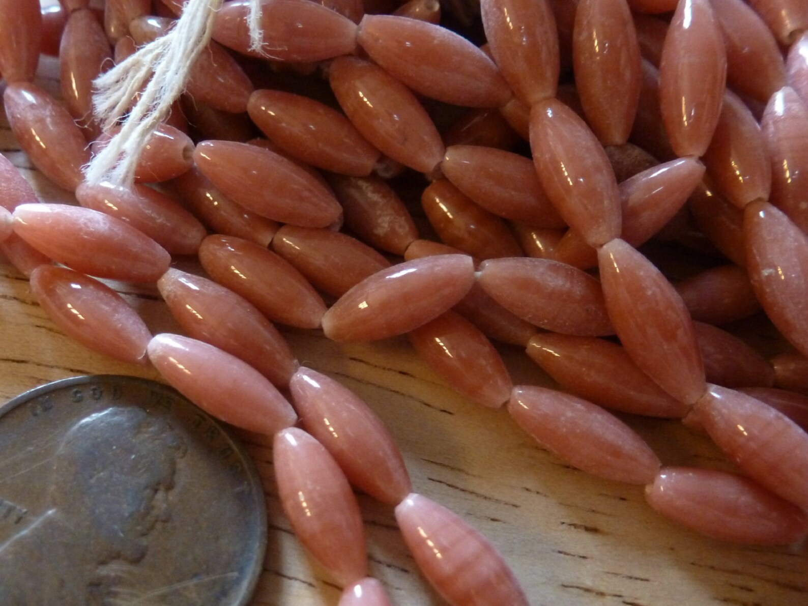 24 Vintage Japanese Coral Rice Glass Beads C31 - Etsy