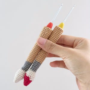 Crochet Paint Tube & Paintbrush Amigurumi Pattern (digital PDF) - Etsy